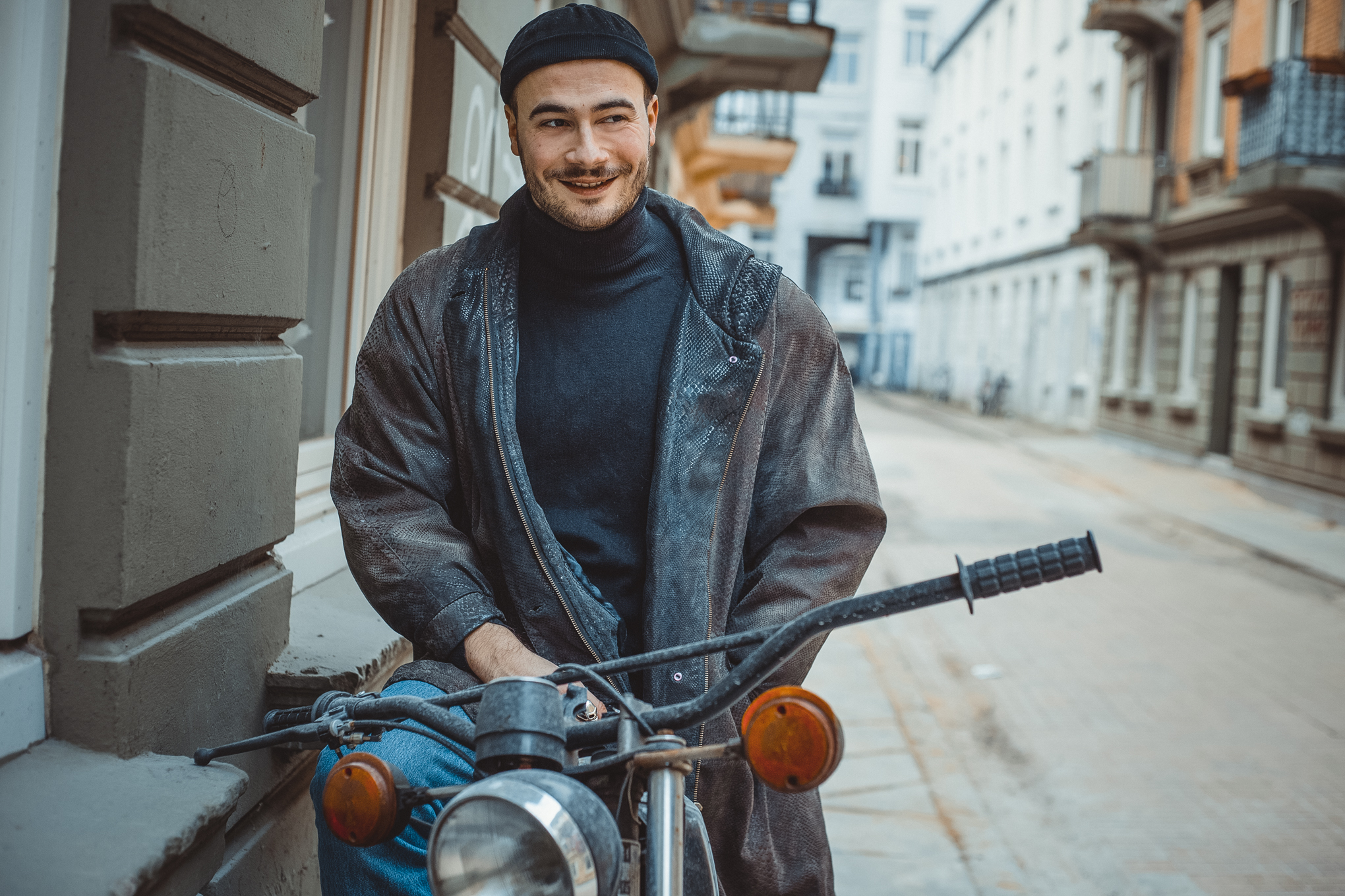 David Berton dreht „Notruf Hafenkante“ – Schauspielernews